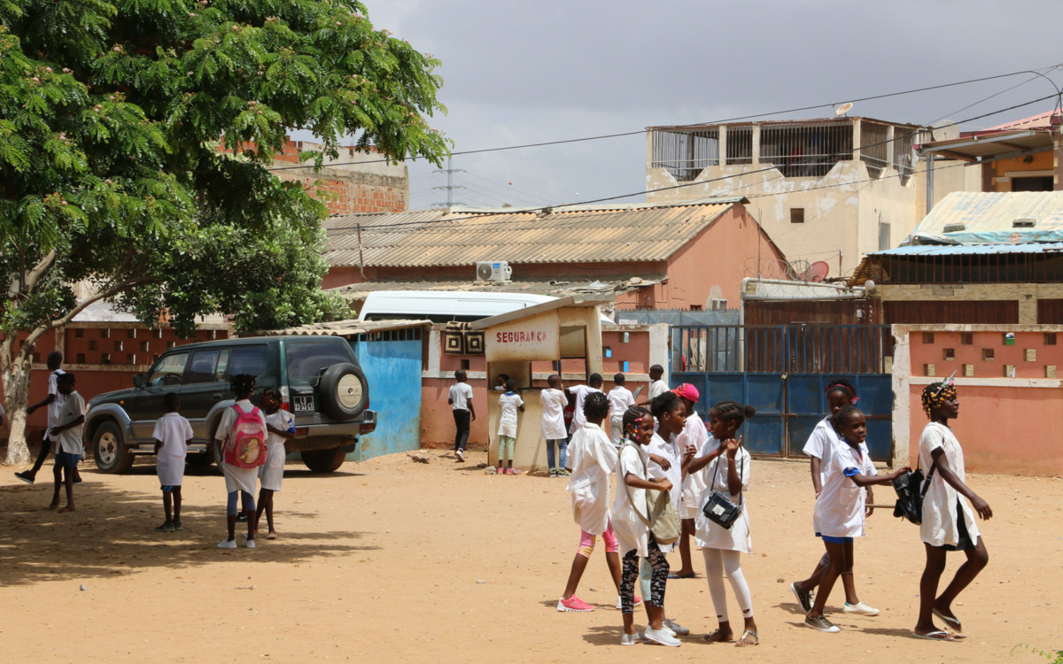 Ensino primário em Angola | Fundação Calouste Gulbenkian